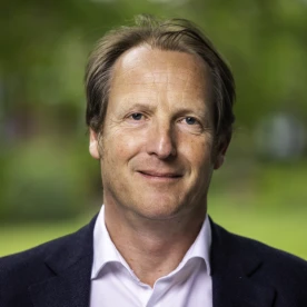 Our leadership and governance | Moat